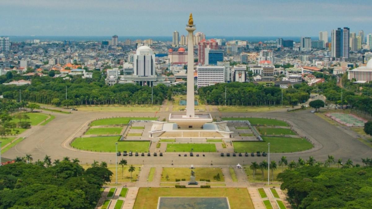Jadwal air mancur menari Monas di malam hari saat libur sekolah 2026