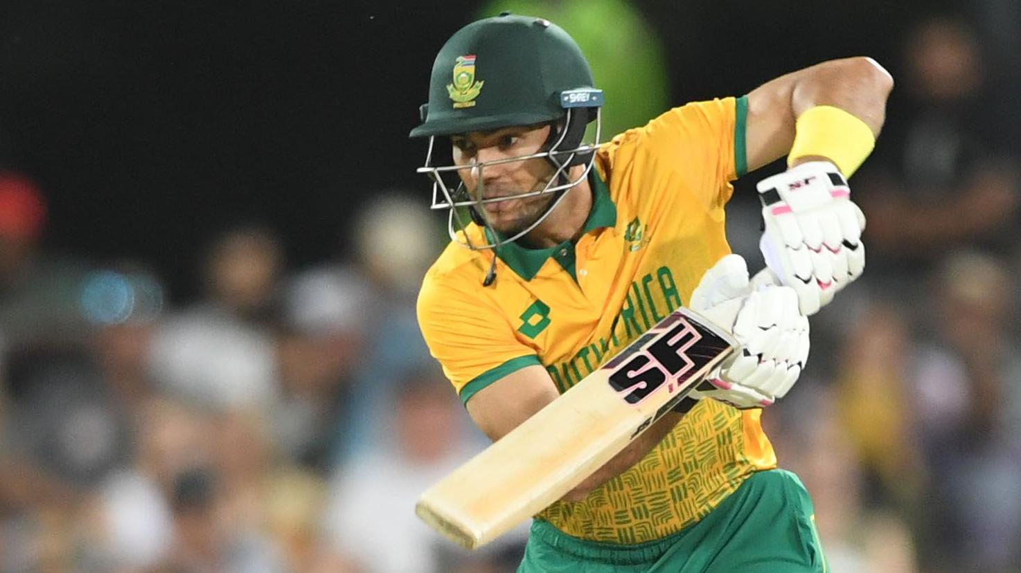 Hendricks replaces Charles at Karachi Kings
