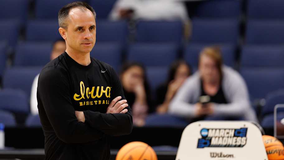 Former Hawkeye Aaron White perfectly summed up Ben McCollum in a few words