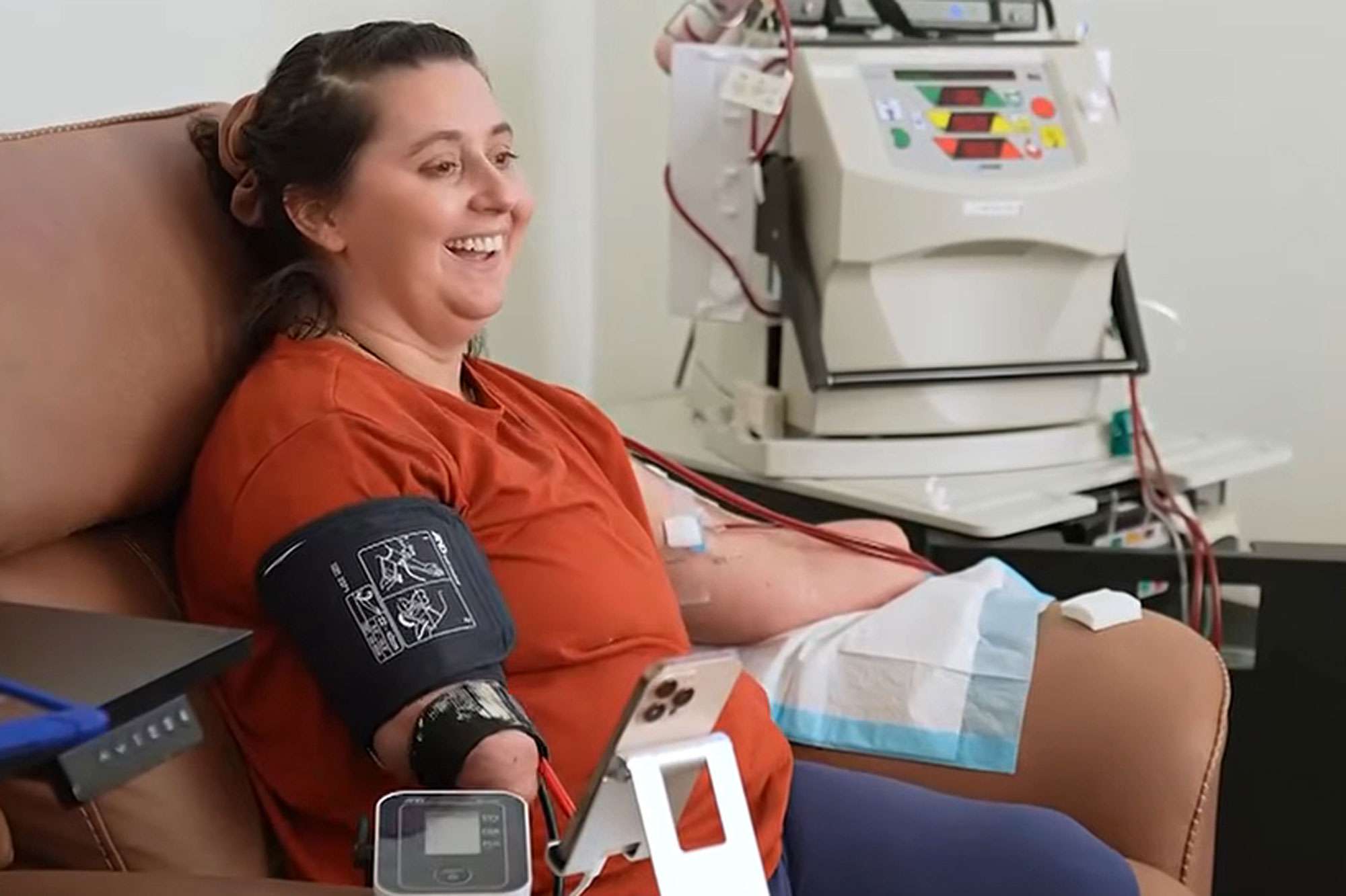 Mother who lost all 4 limbs due to sepsis just found life-changing ...