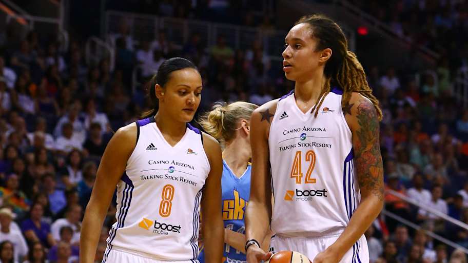 Phoenix's stars come to play, defeat an Eastern Conference team