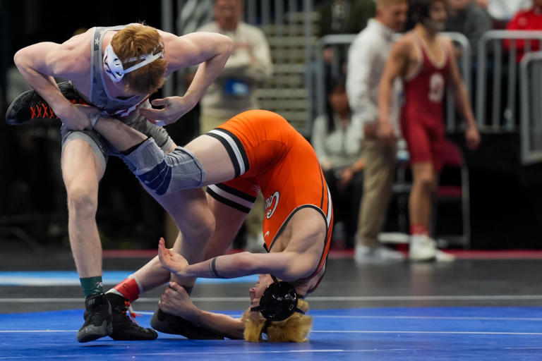 See who won NCAA wrestling rematch between Jax Forrest, Aaron Seidel