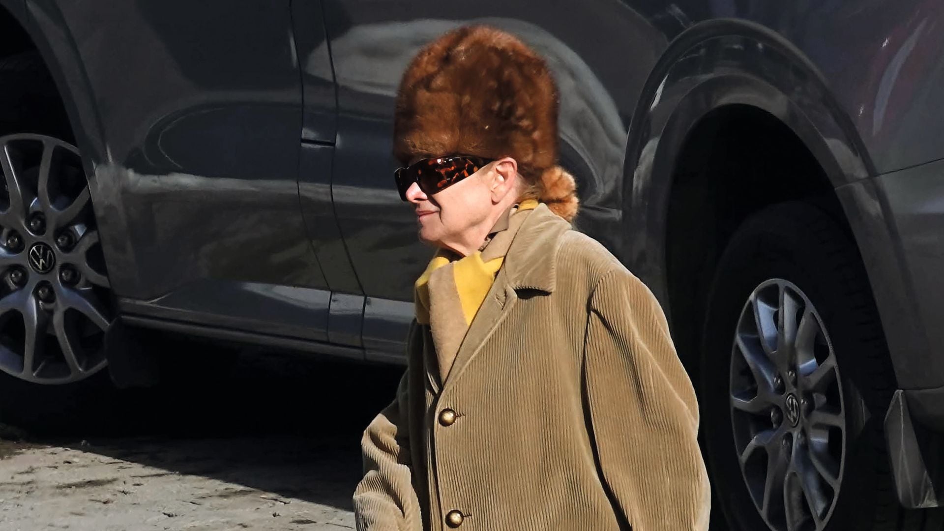 El impactante look de Lady Elena Foster para hacer frente al frío en su ...