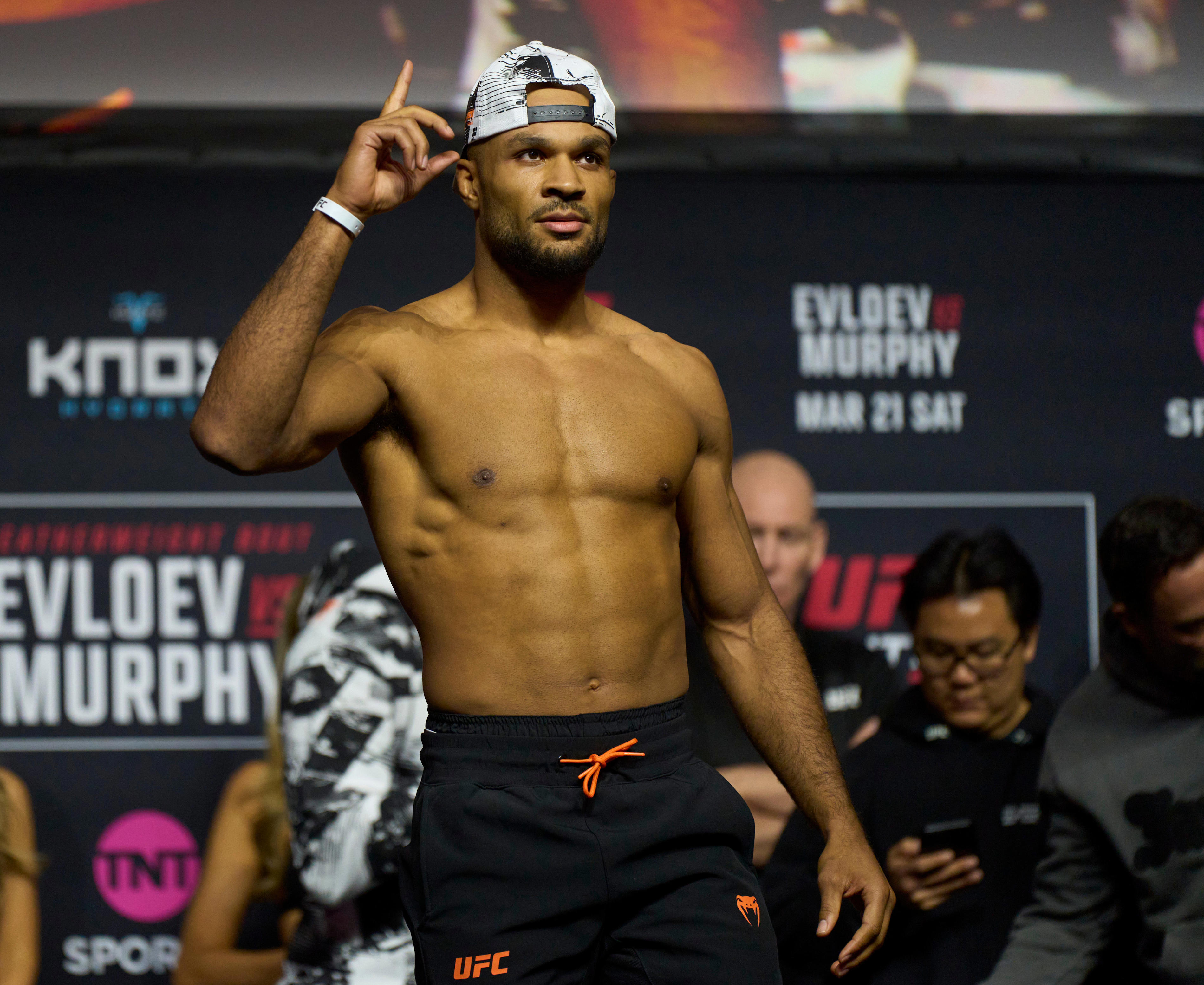 Christian Leroy Duncan def. Roman Dolidze at UFC London: Best photos