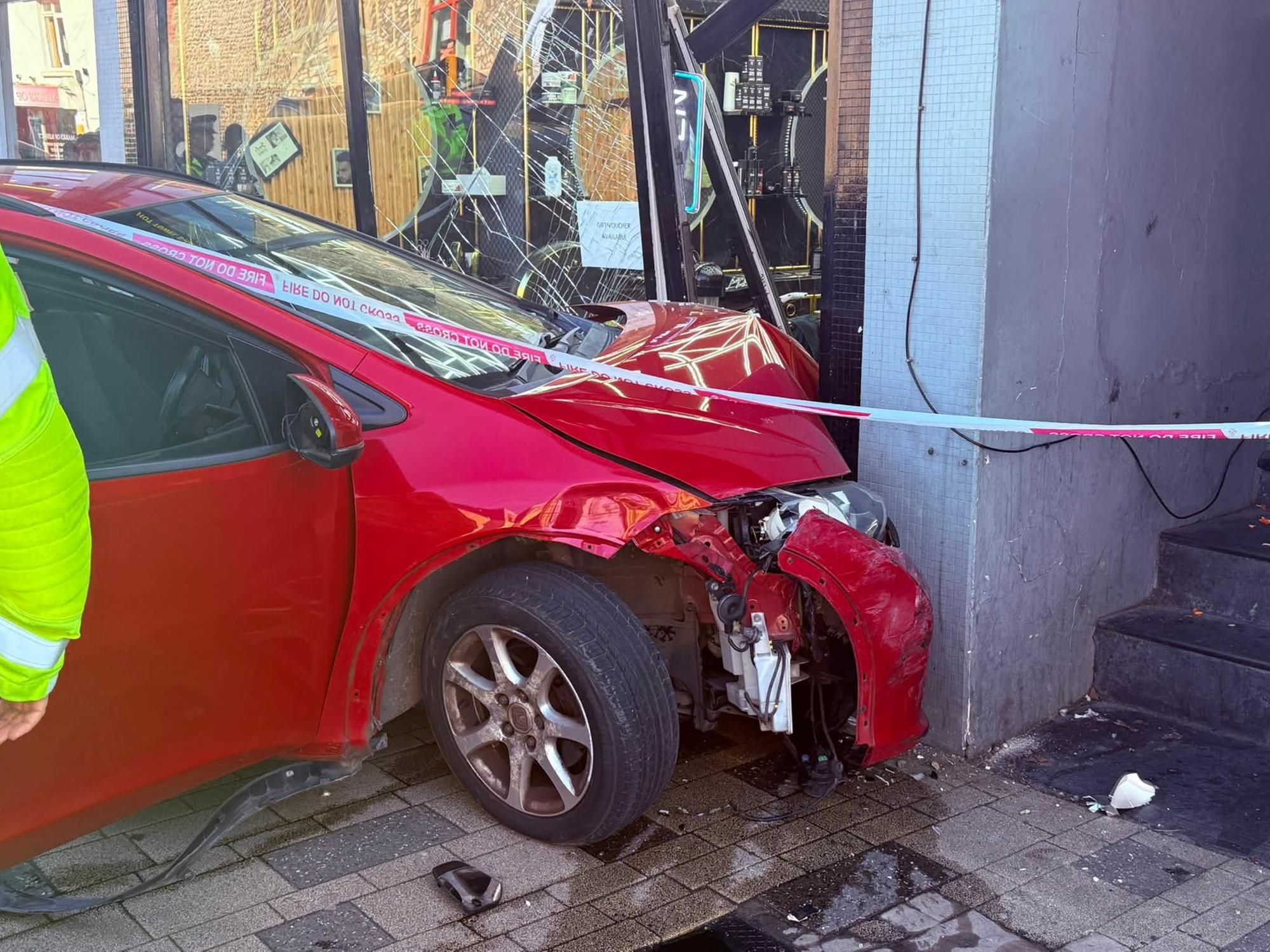 Photos show aftermath of collision in Littlehampton town centre as ...