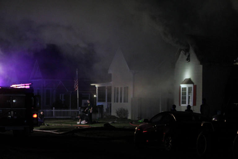 Dog dies in late-night structure fire in Chaffee, Mo.