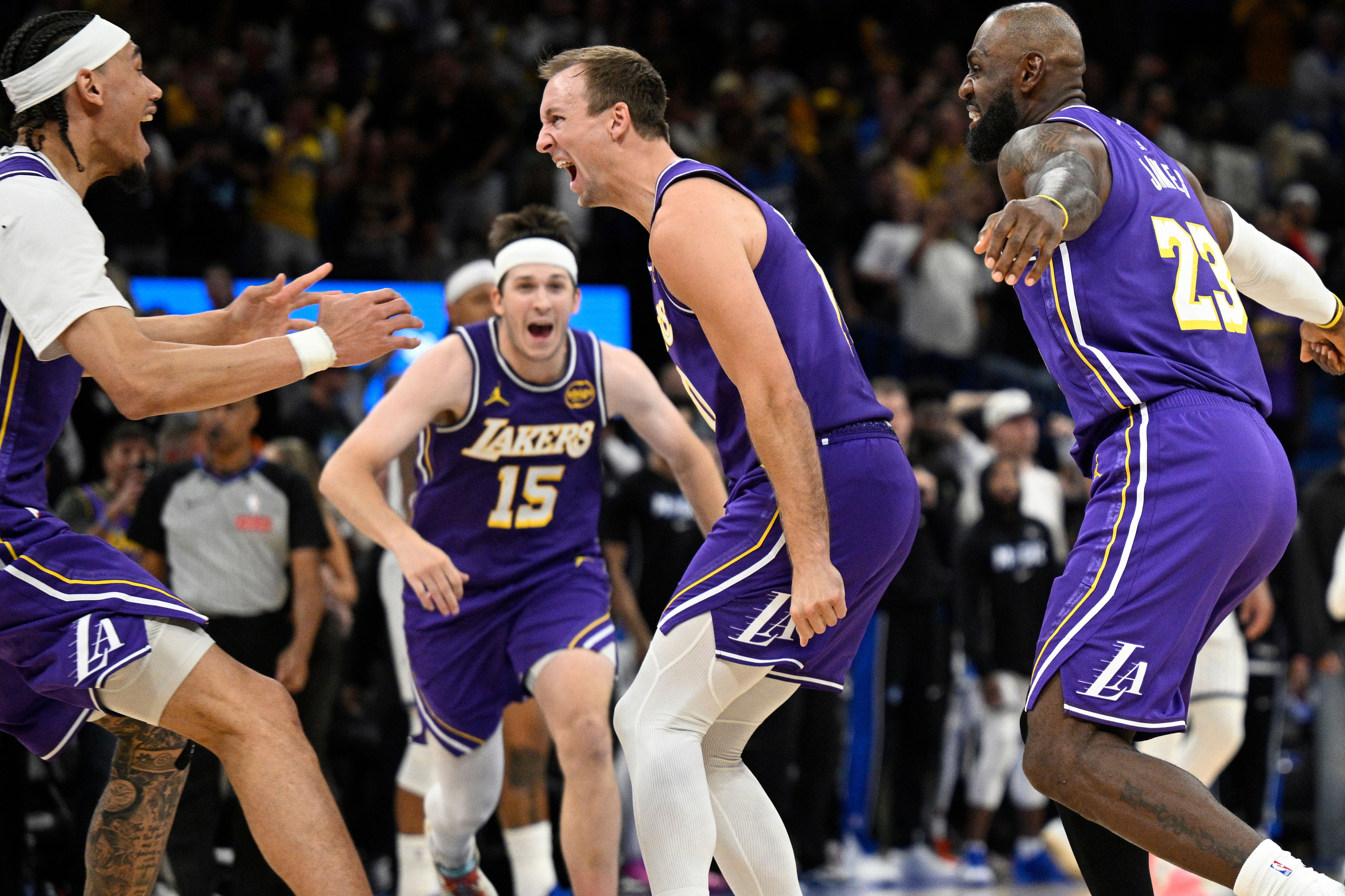 Luke Kennard hits game-winner to lift Lakers to ninth straight win