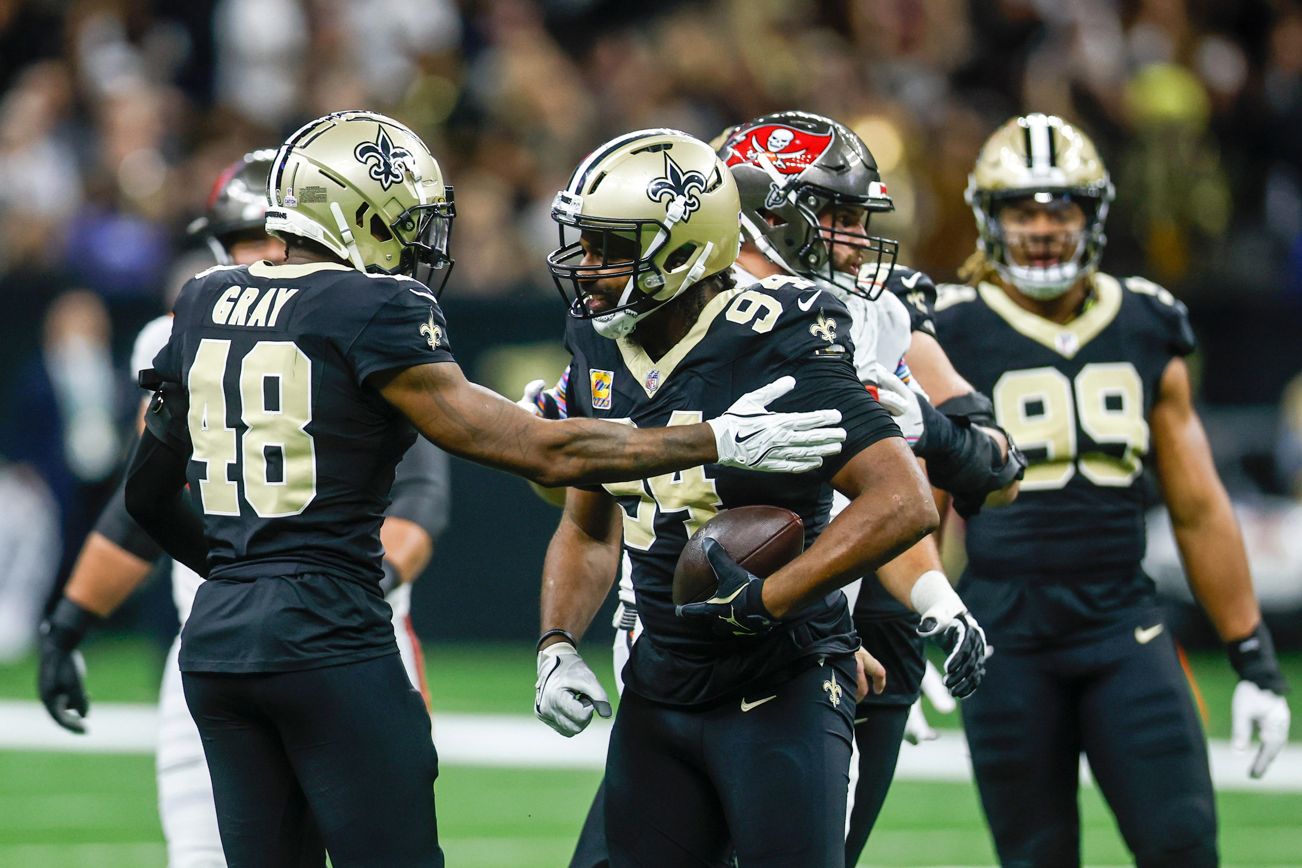 Former Saints All-Pro, team captain signs with playoff contender