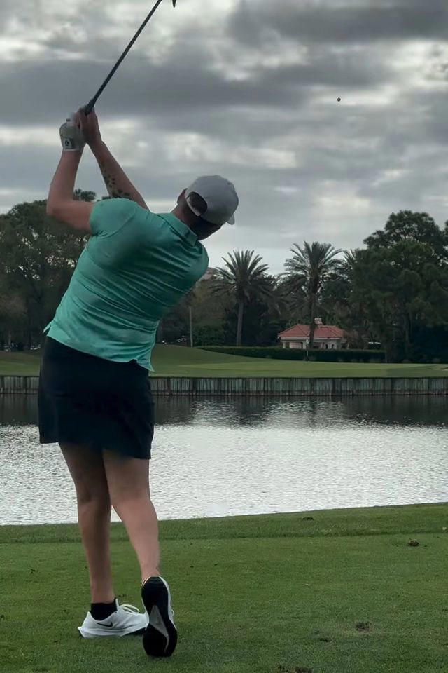 Transgender woman sues the United States Golf Association after she was ...