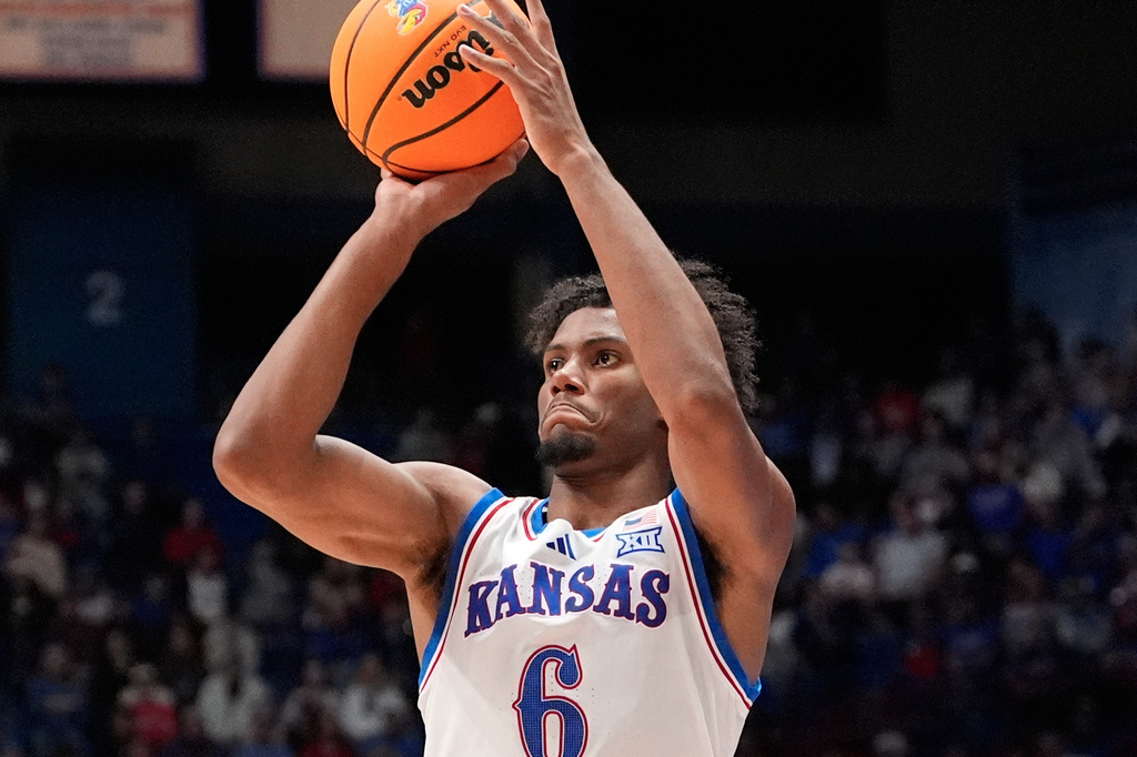 Kansas freshman Samis Calderon back with team after father's death this ...