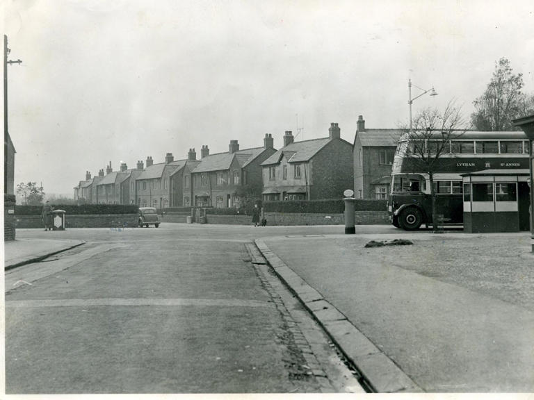 14 historic photos that take you on a nostalgic stroll through Lytham