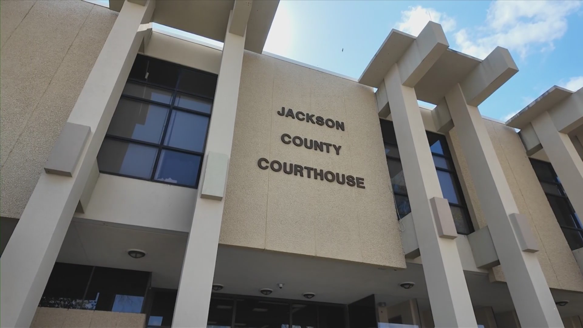 DUI manslaughter trial underway for Jackson County man