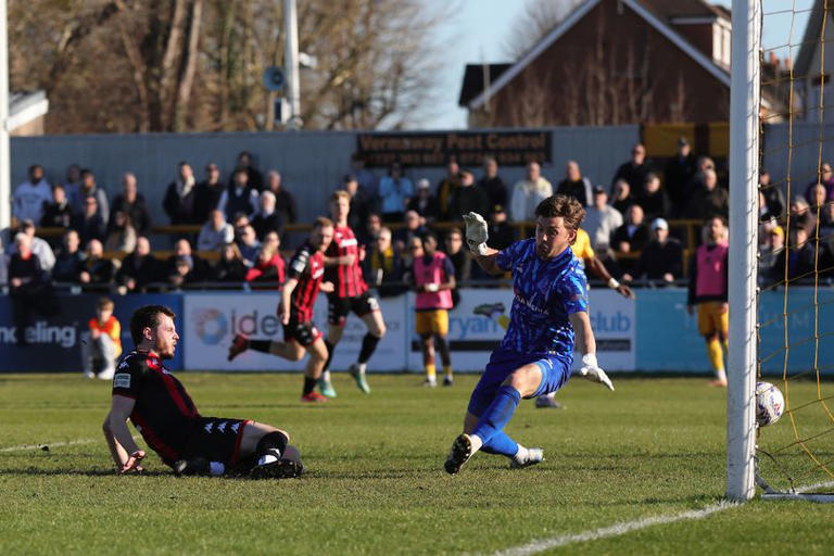 Truro City 'quite remarkable' showing as Tinners keep faint survival ...
