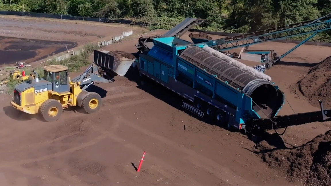 This machine turns waste into useful material fast
