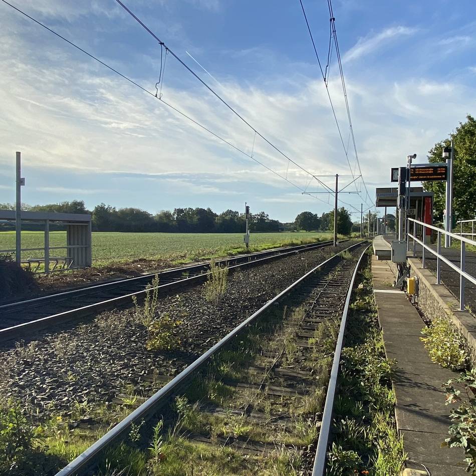 Stadtbahnlinie U76 hält zum Teil an anderen Bahnsteigen