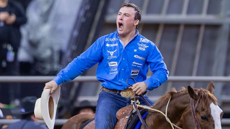 Riley Webb smashes arena record at RodeoHouston