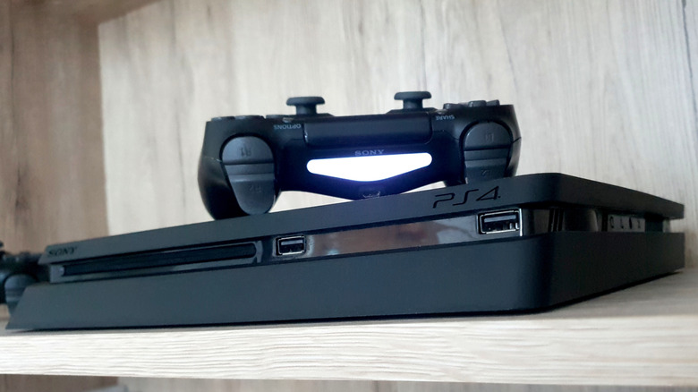 What the pulsing red light on your PS4 really means, and how to fix it