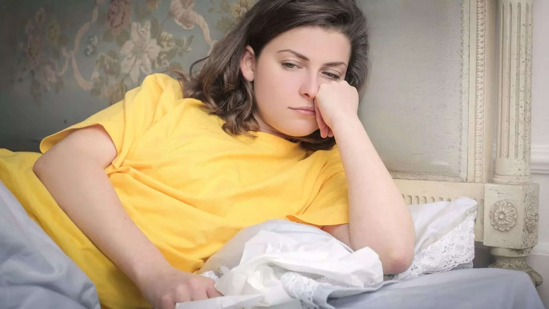 Waking up tired even after sleep? Doctors say this “slow morning ...