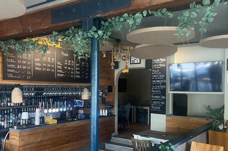 Popular Anglesey bar changes name to honour Welsh history and language