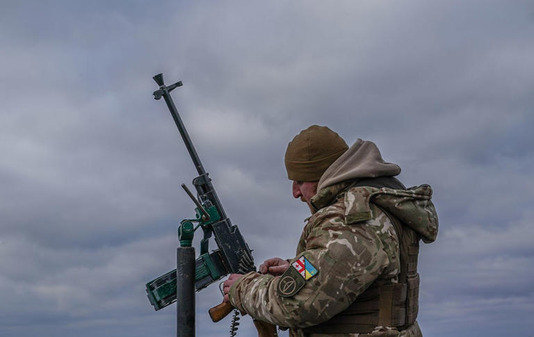 Russia's losses in Ukraine as of March 22: +940 troops and 30 artillery ...