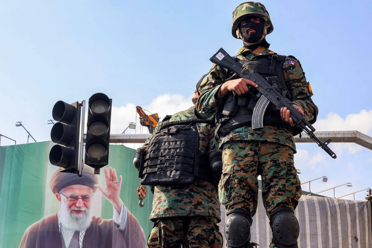 Guerra in Iran, le ultime news in diretta | Trump: "Aprite Stretto di ...