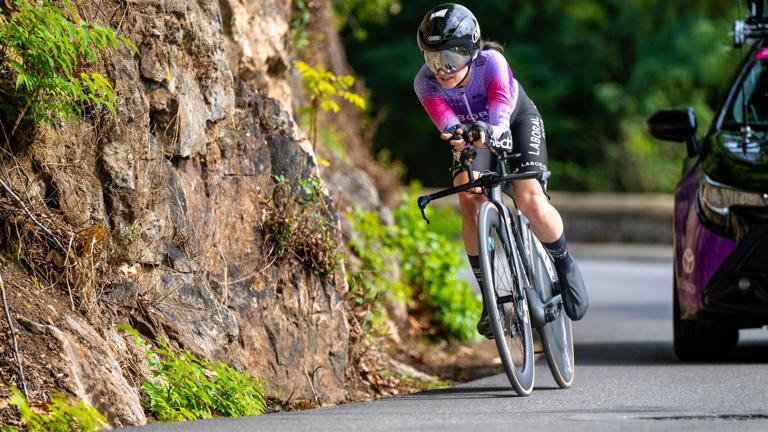 Mailand-Sanremo: Fahrerin Debora Silvestri bricht sich bei Sturz in die ...