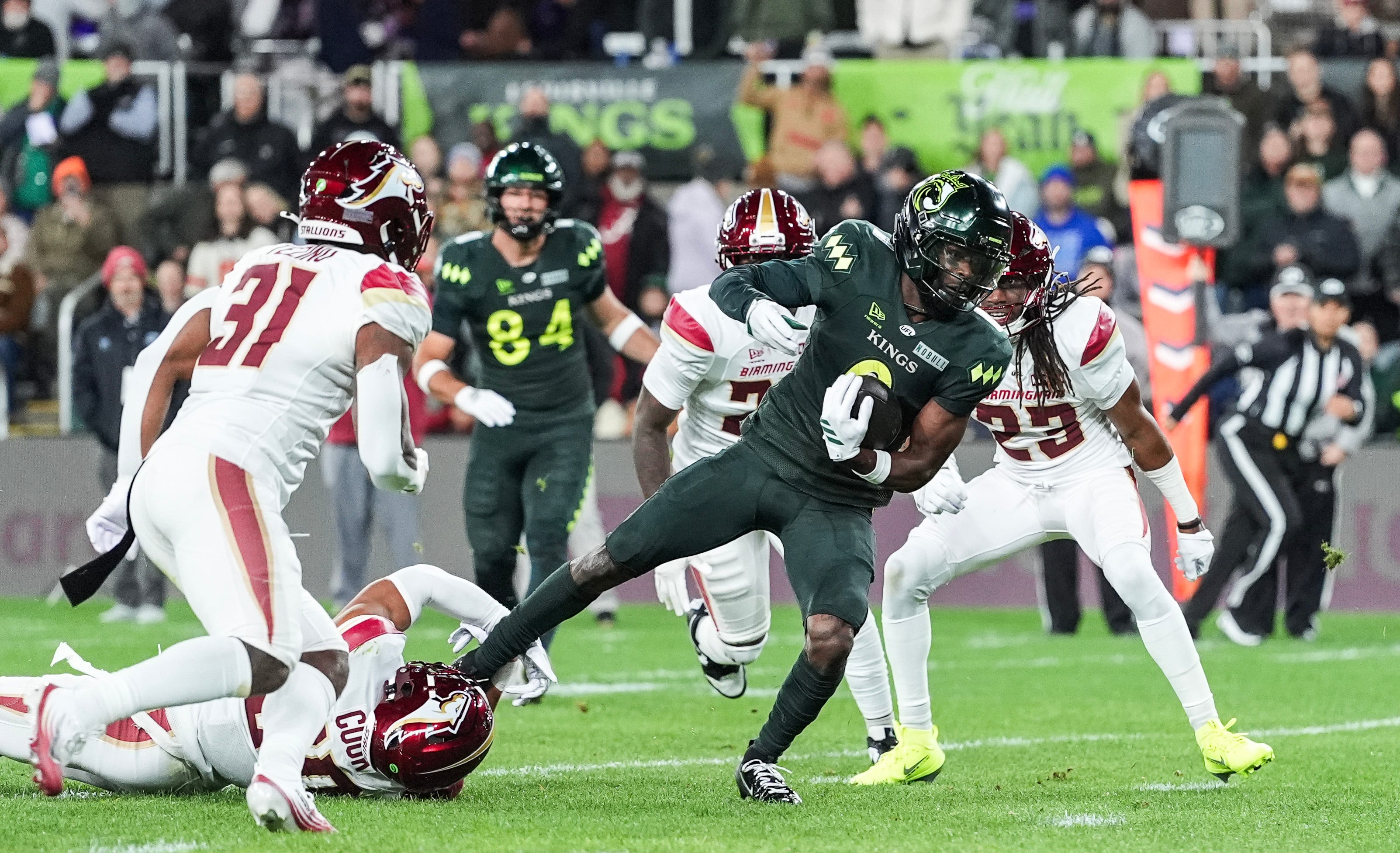 Louisville Kings unify but fall short in UFL debut against Birmingham