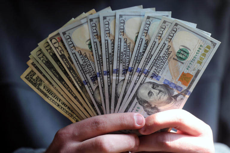 Trump's signature to appear on US dollar bills for first time