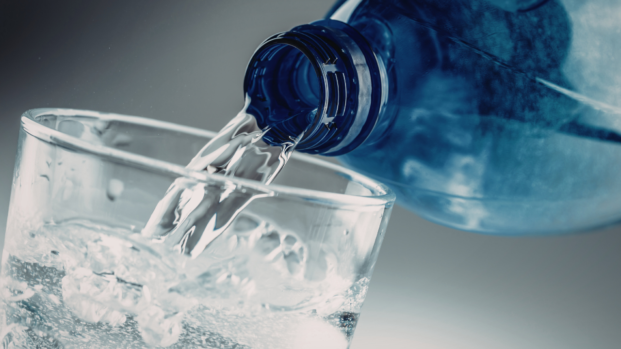 You’re drinking water, but is your body actually using it? Doctor ...