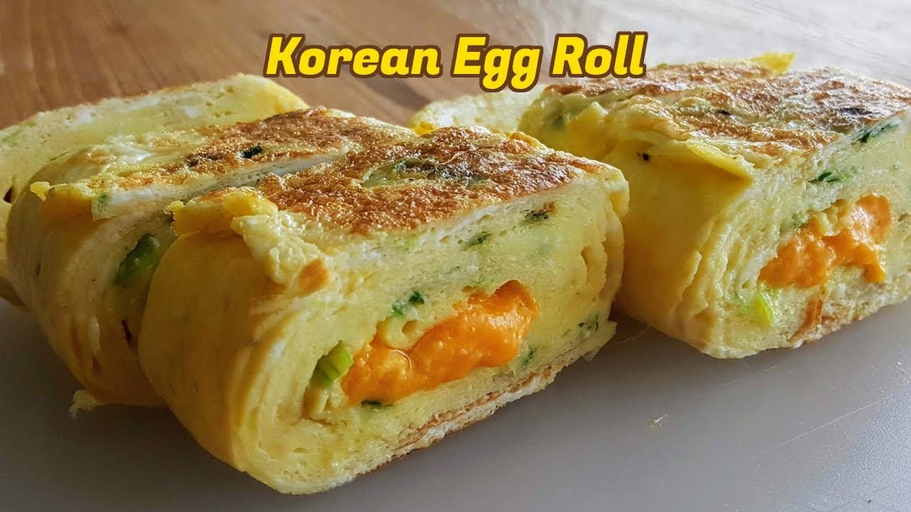 How to make gyeran-mari: Korean rolled omelette with cheese & green onion