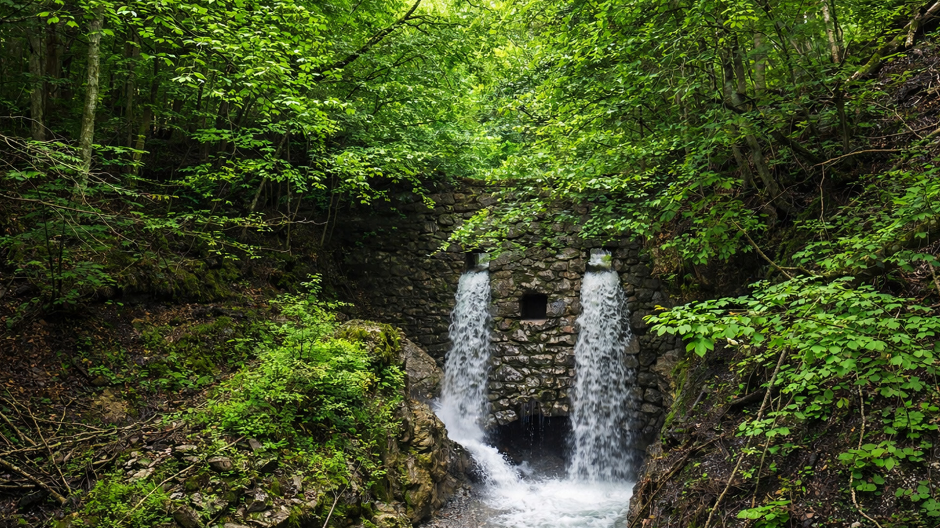 Is Wolfsklamm the most beautiful gorge in Tirol Austria?
