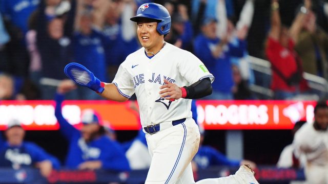 Blue Jays’ Fluharty exits vs. Athletics after being hit by two comebackers