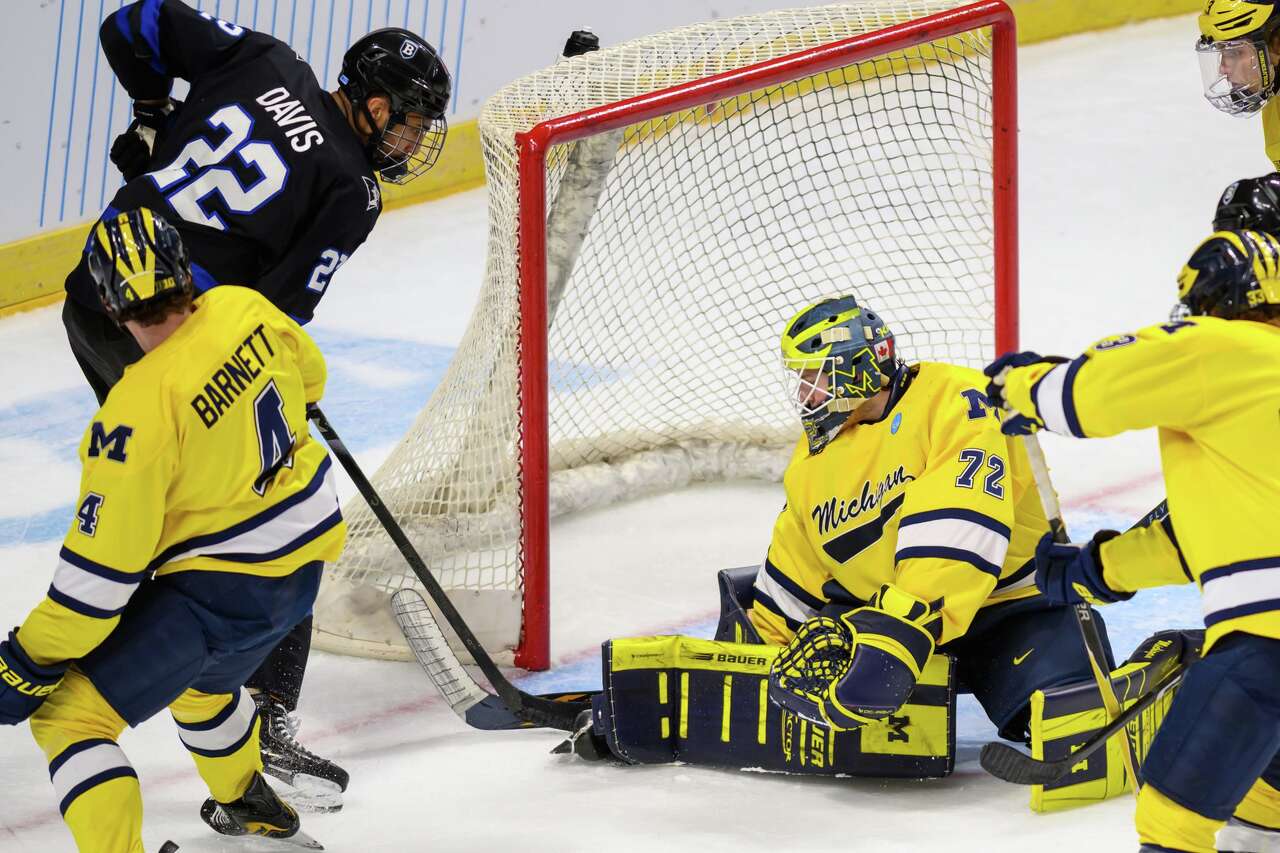Michigan beats Minnesota Duluth in Albany to reach NCAA hockey Frozen Four