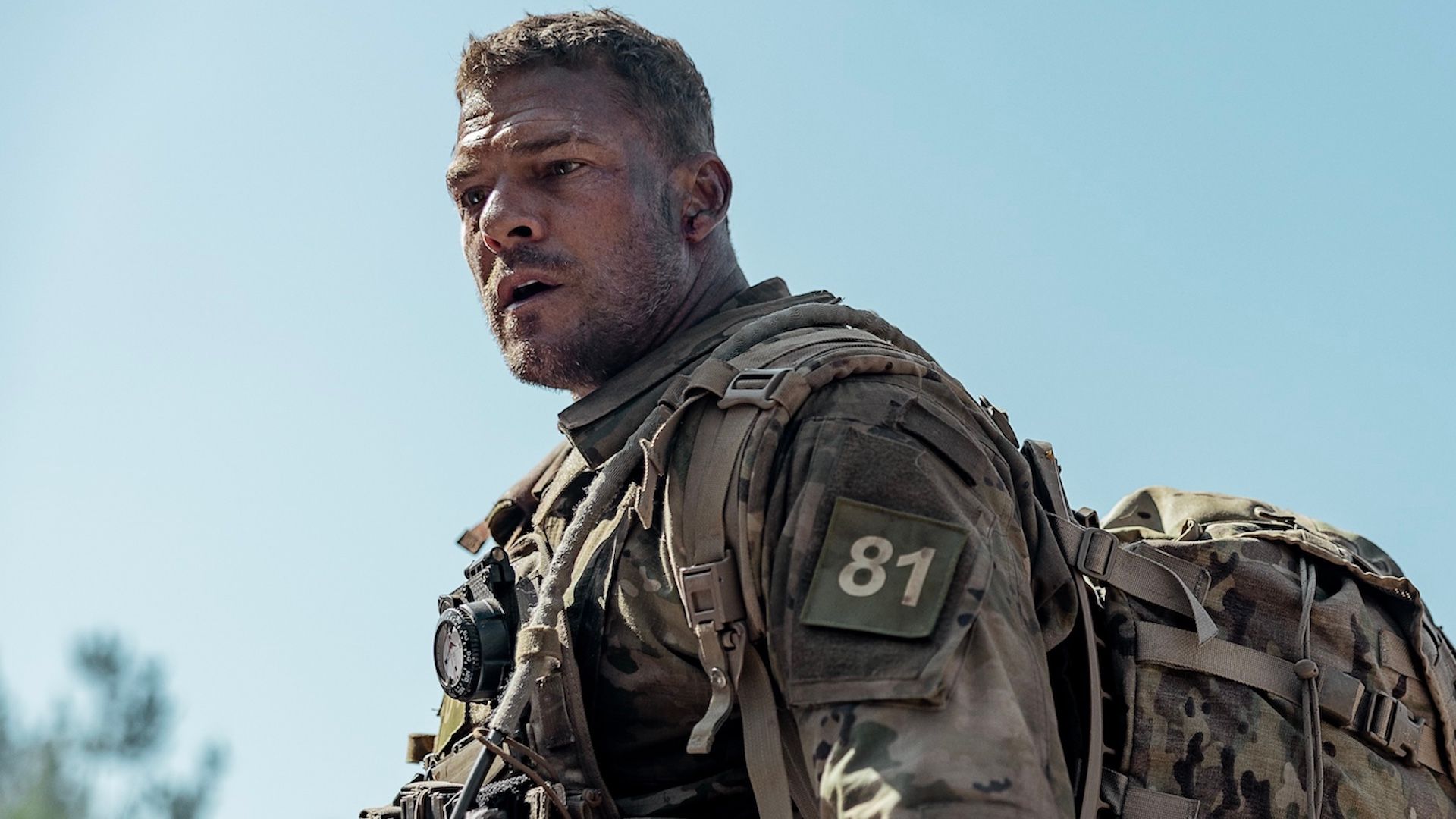 Reacher's Alan Ritchson mocks 'War Machine' haters' biggest criticism ...