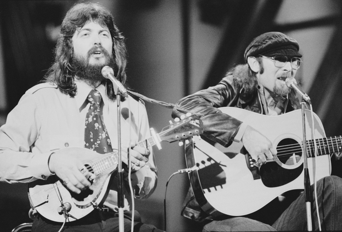 Remembering 'Summer Breeze': A yacht rock classic ranked among best ...