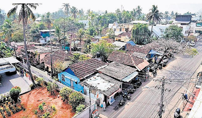Kochi corporation seeks poll code exemption for Konthuruthy ...