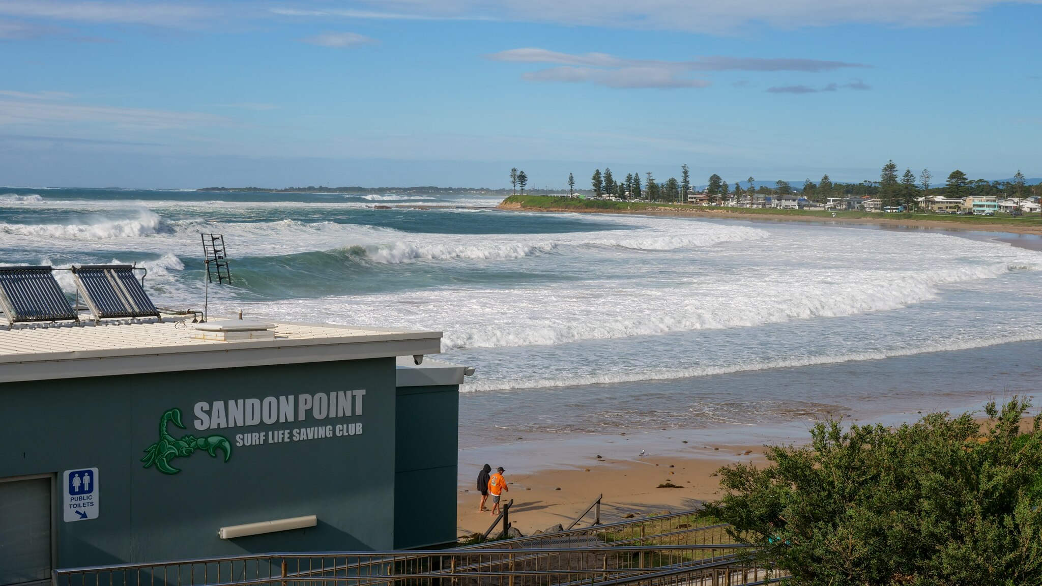 Huge swells, hazardous surf batter NSW south coast beaches causing ...