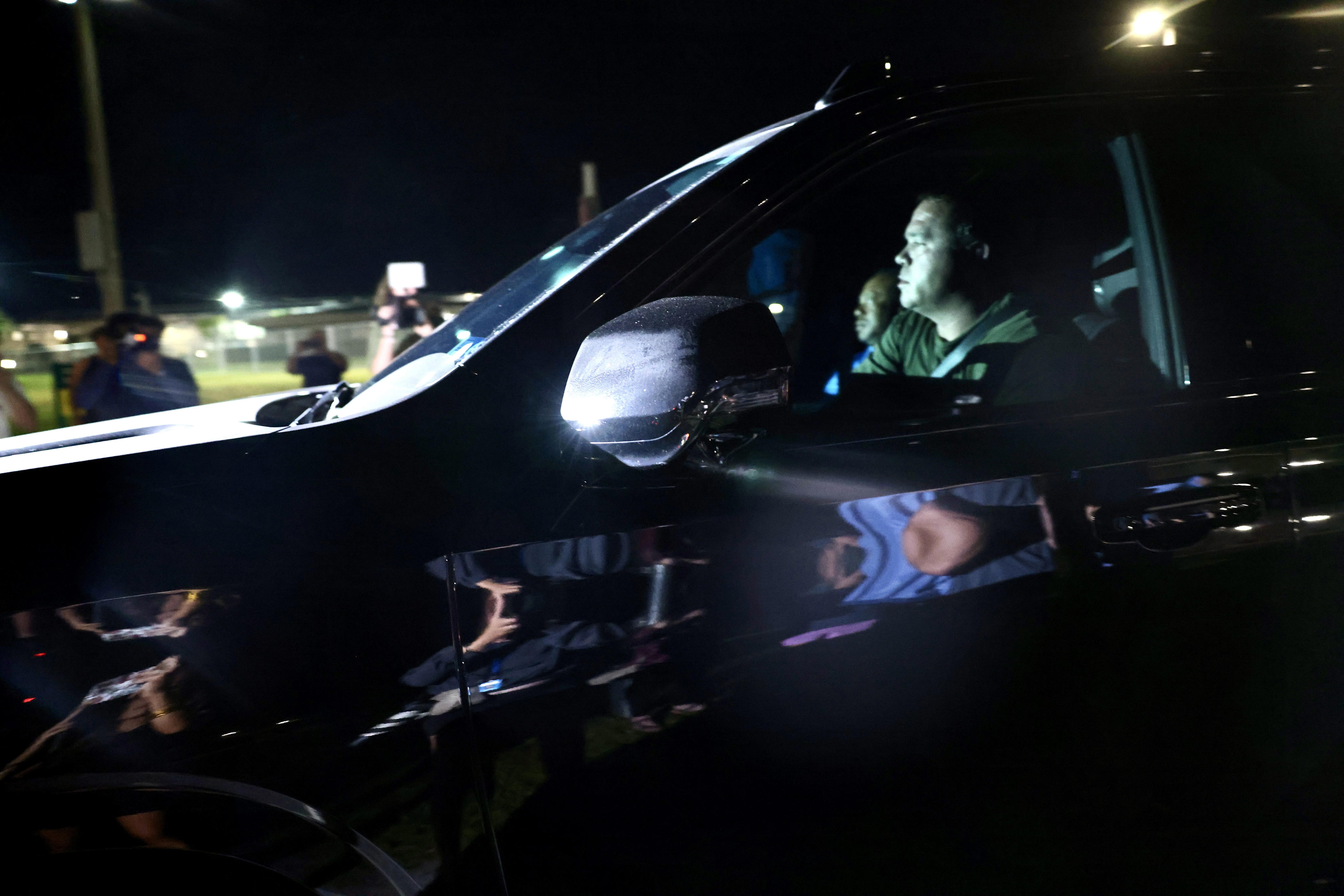Tiger Woods had hydrocodone, 'sweating profusely' after crash: officials