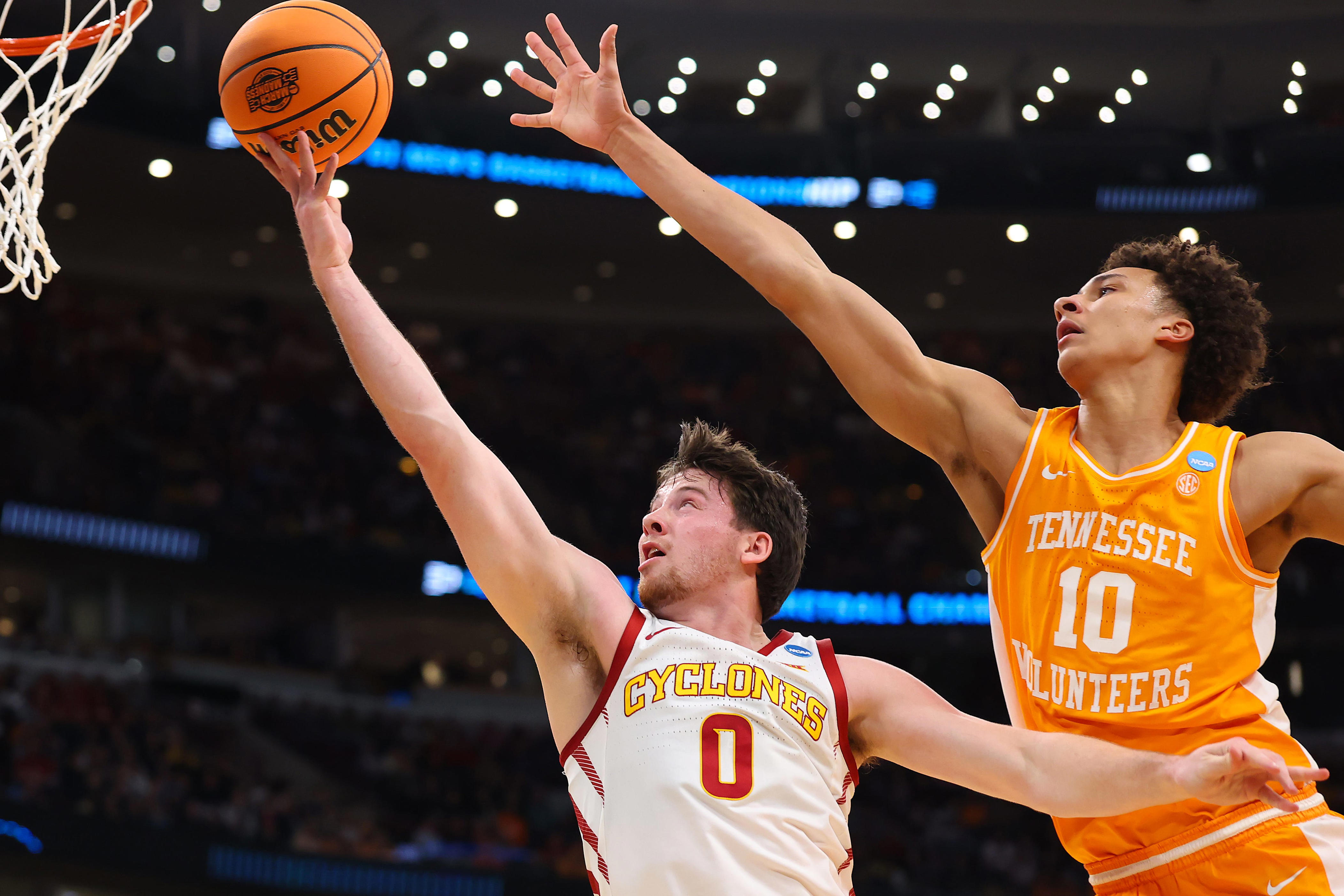 Vols defeat Iowa State, advance to third straight Elite Eight