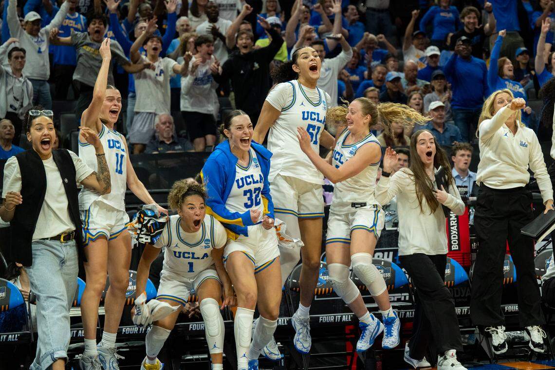 UCLA rolls Minnesota in front of proud alum, Sacramento-area great ...
