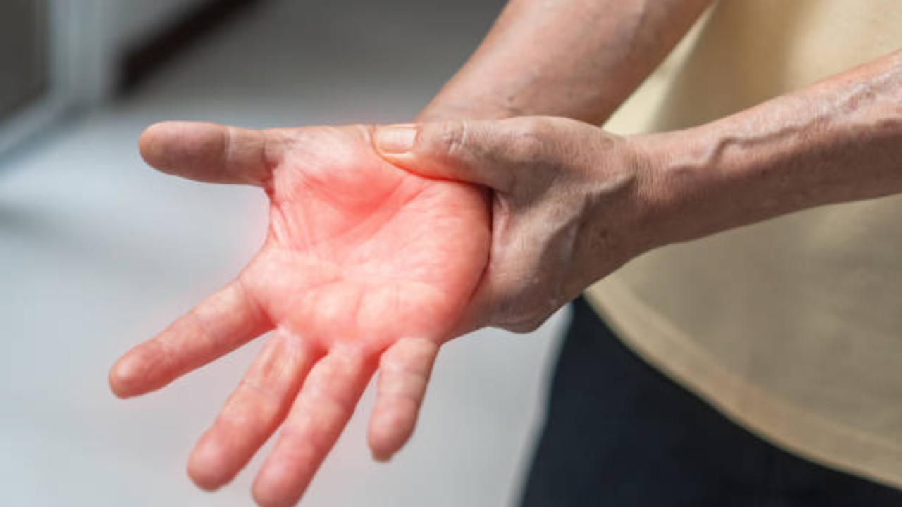 How diabetes affects your nerves, the hidden role of vitamin B-12 and ...