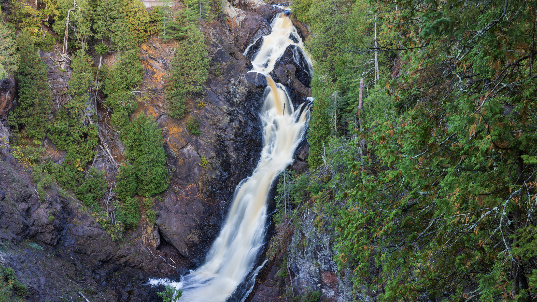13 breathtaking waterfalls you'll find in Wisconsin