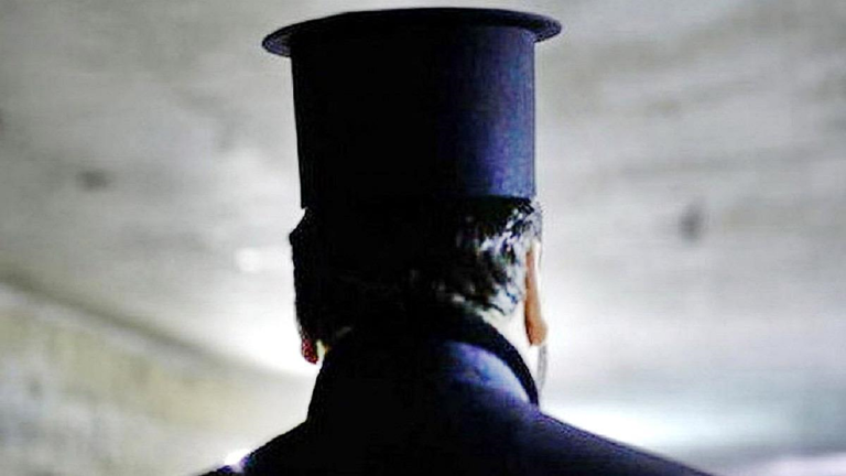 Εύβοια: «Σήκω και φύγε, να μη σε ξαναδώ, χάσου» – Ιερέας διέκοψε ...