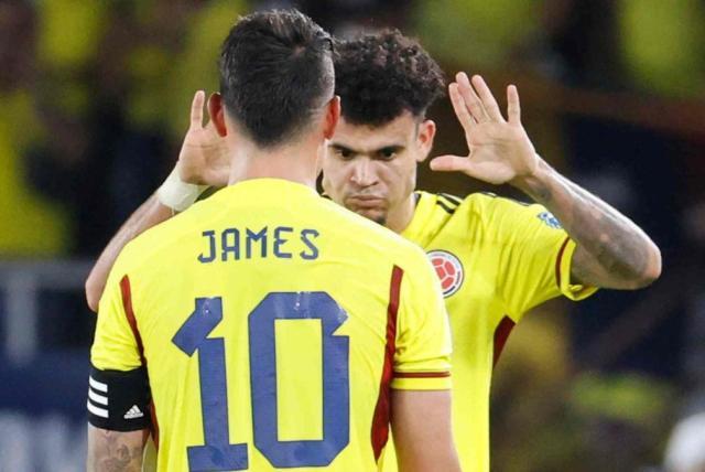 Elogio va, elogio viene entre James y Lucho: así los destacó la FIFA