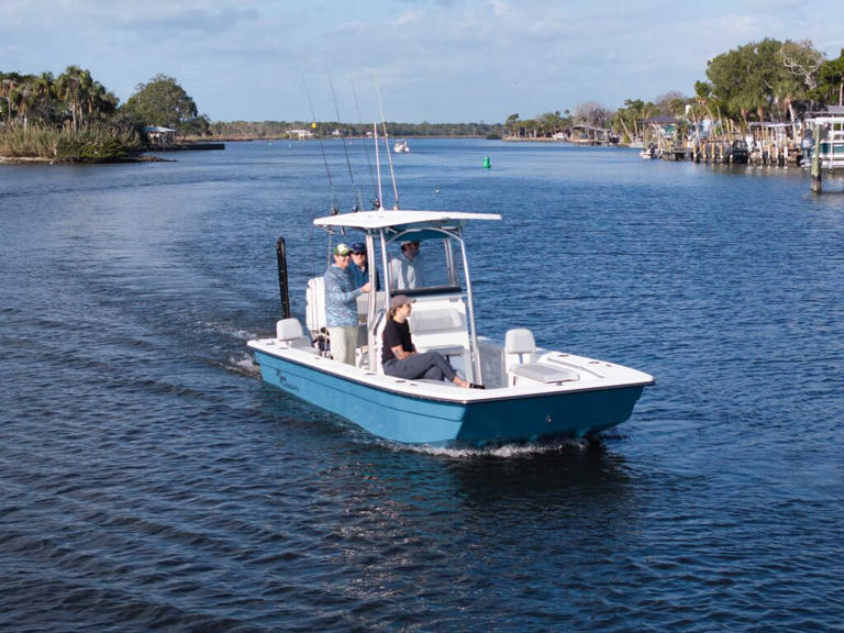 The pros of running a flat-bottomed boat