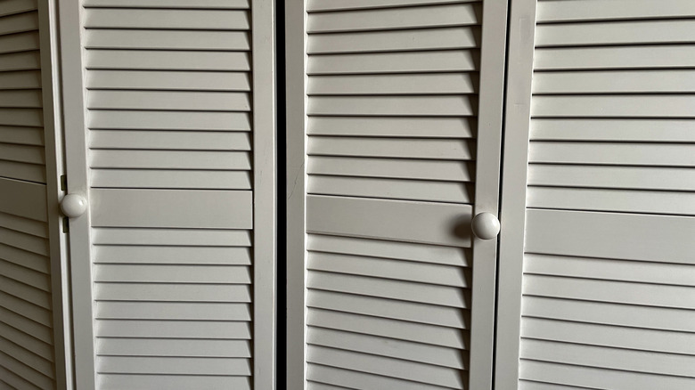 This easy DIY gives clunky bifold doors a sleek new look