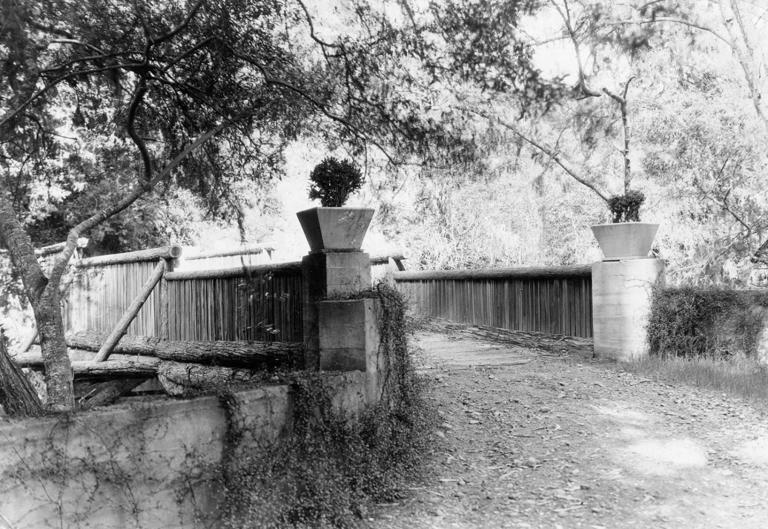 Focal point | The bridge to Rispin Mansion, circa 1920s