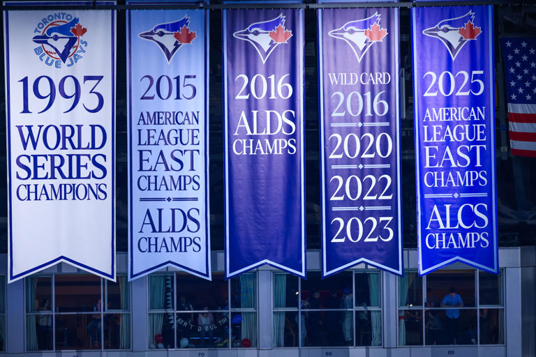 'Embarrassing': Toronto Blue Jays heavily criticized over banner ceremony