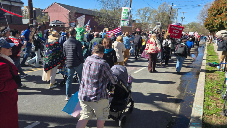 'No Kings' rallies draw thousands in DMV protests against Trump ...