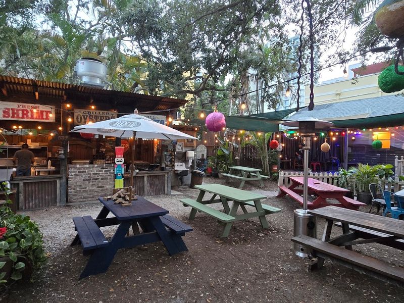 The tiny Florida seafood shack where every order tastes like a vacation